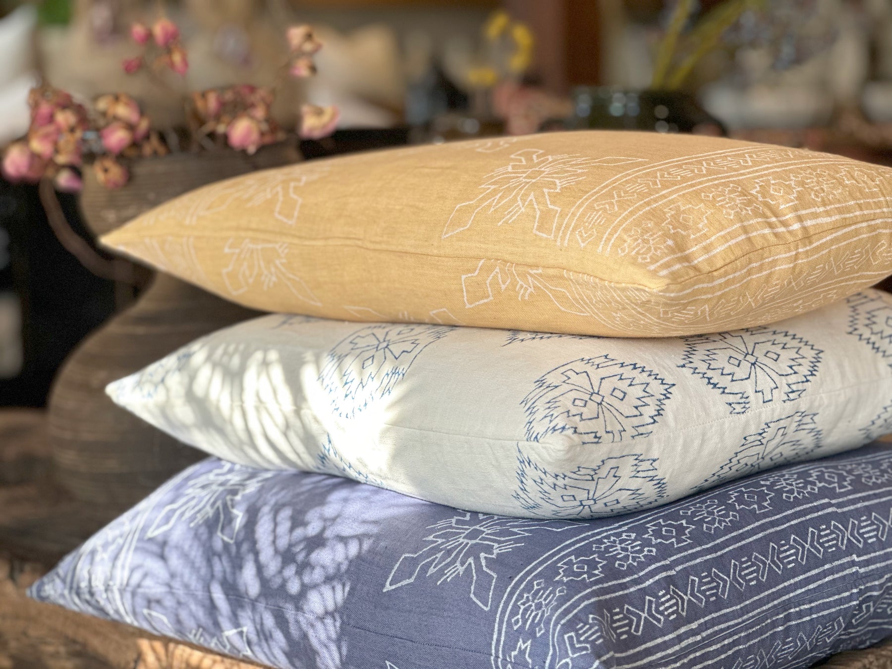 Aztec Linen Block Print Pillows– DE-COR | Globally Inspired