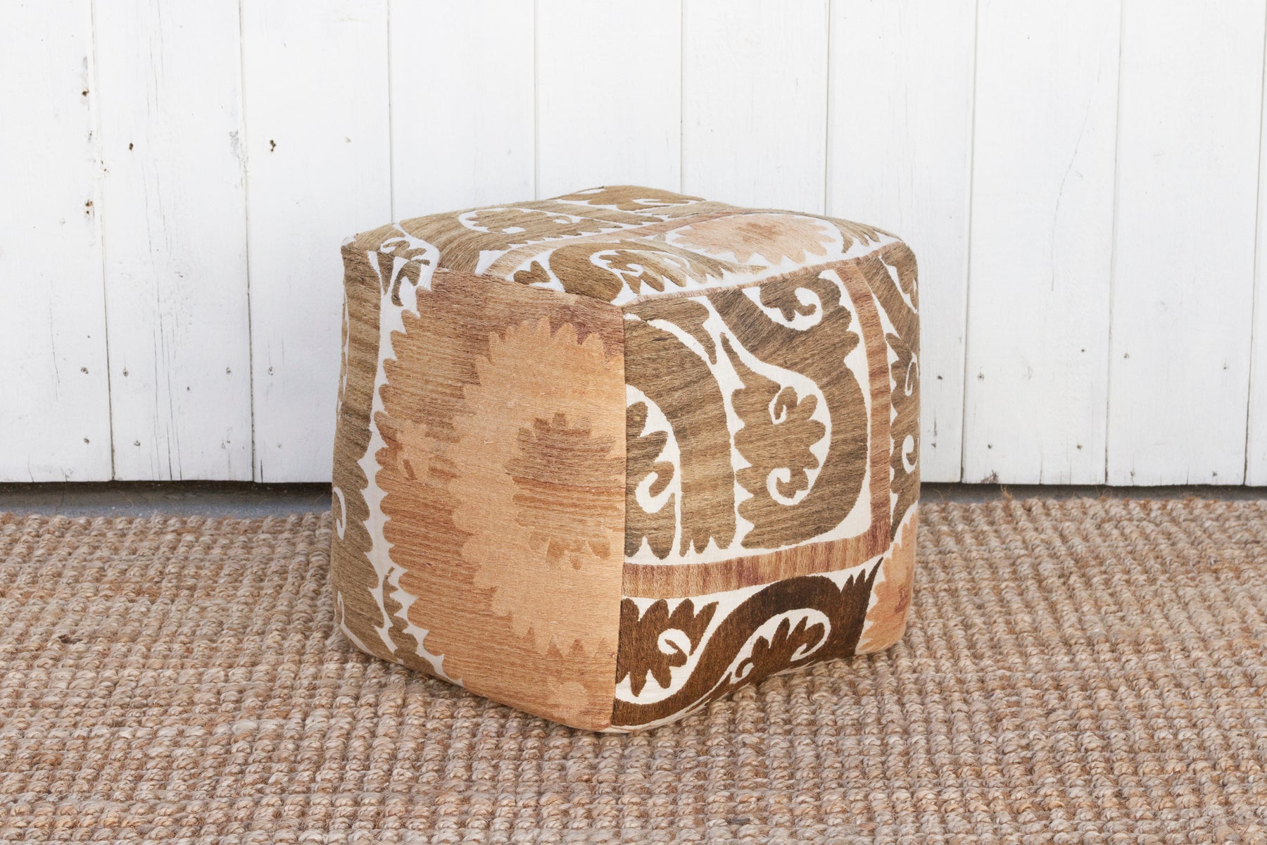 Bohemian Ottomans & Poufs | Antique Suzani & Dhurrie Stools – DE-COR ...