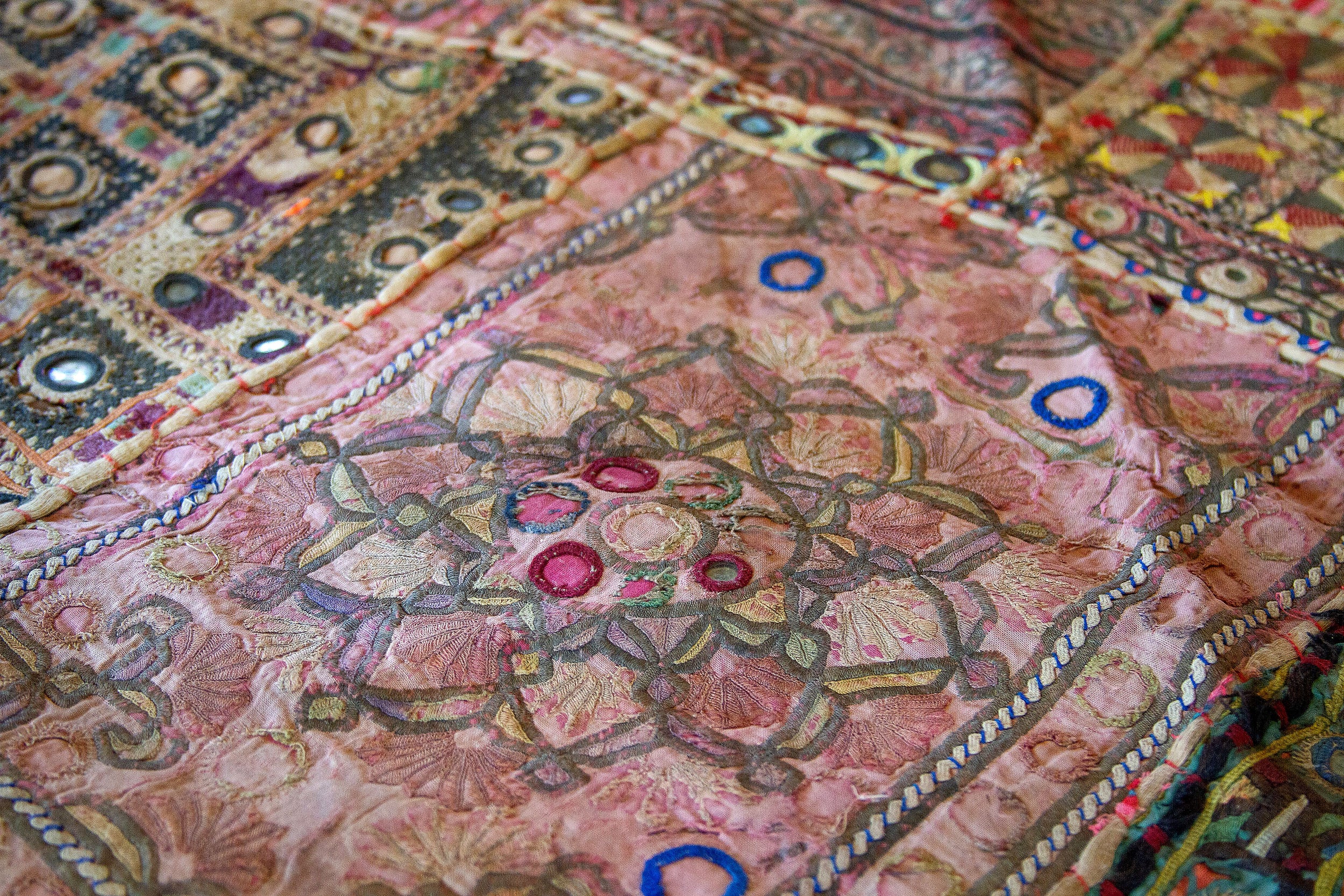 Marsthal Patchwork Barmer Tapestry– DE-COR | Globally Inspired