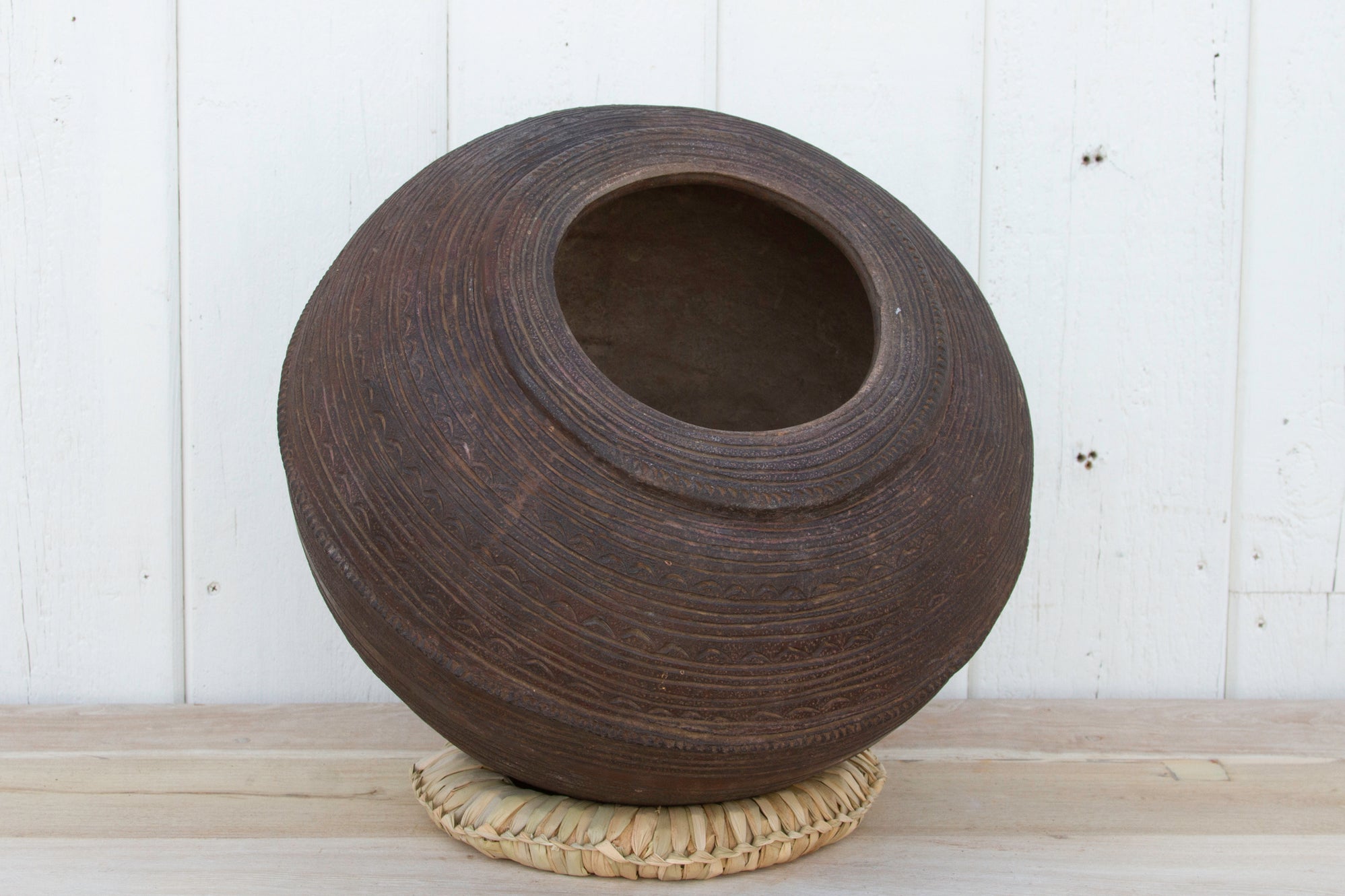 Burnished Clay Water Pot– DE-COR | Globally Inspired