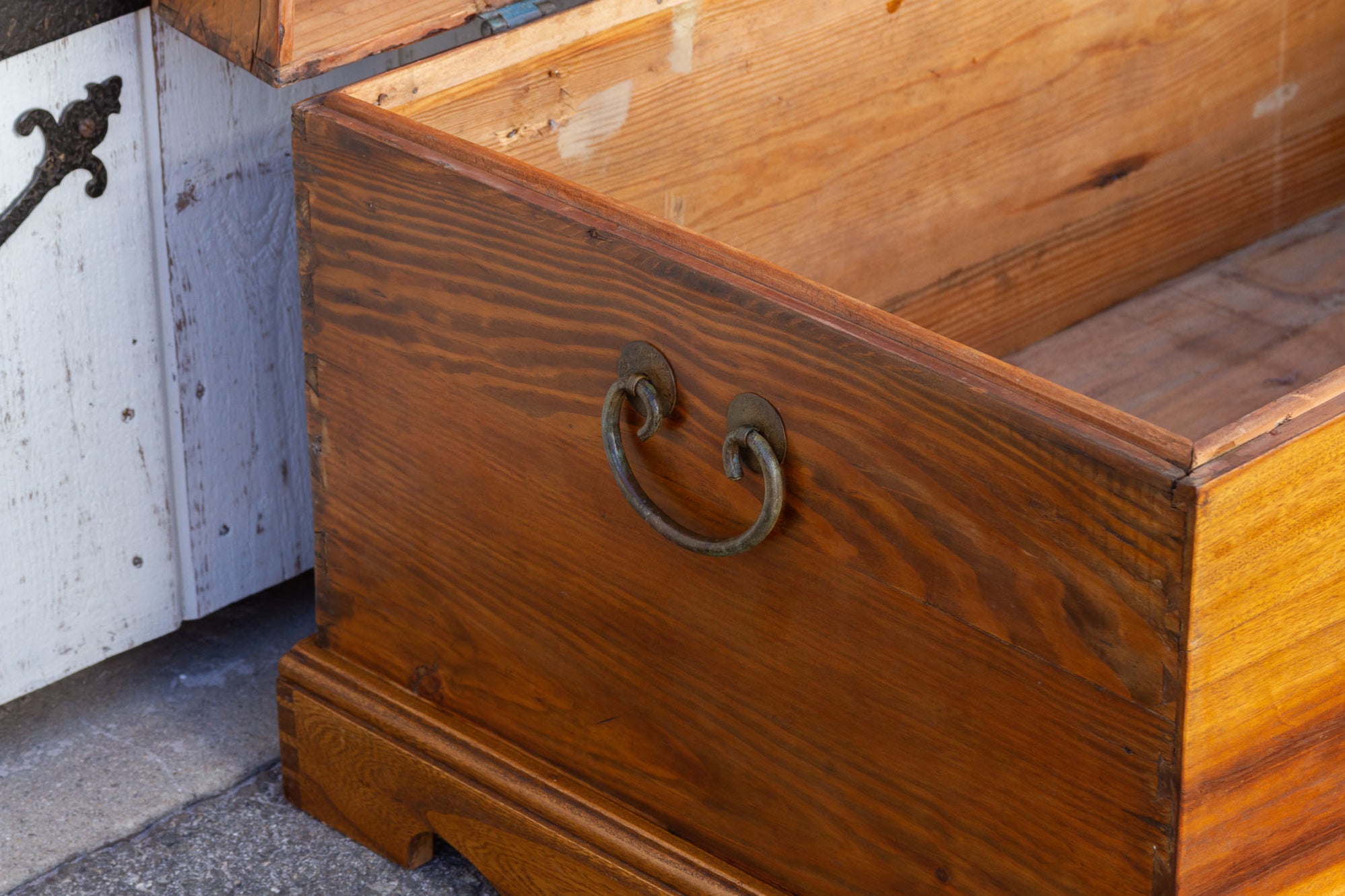 Campaign Style Asian Cedar Chest– DE-COR | Globally Inspired
