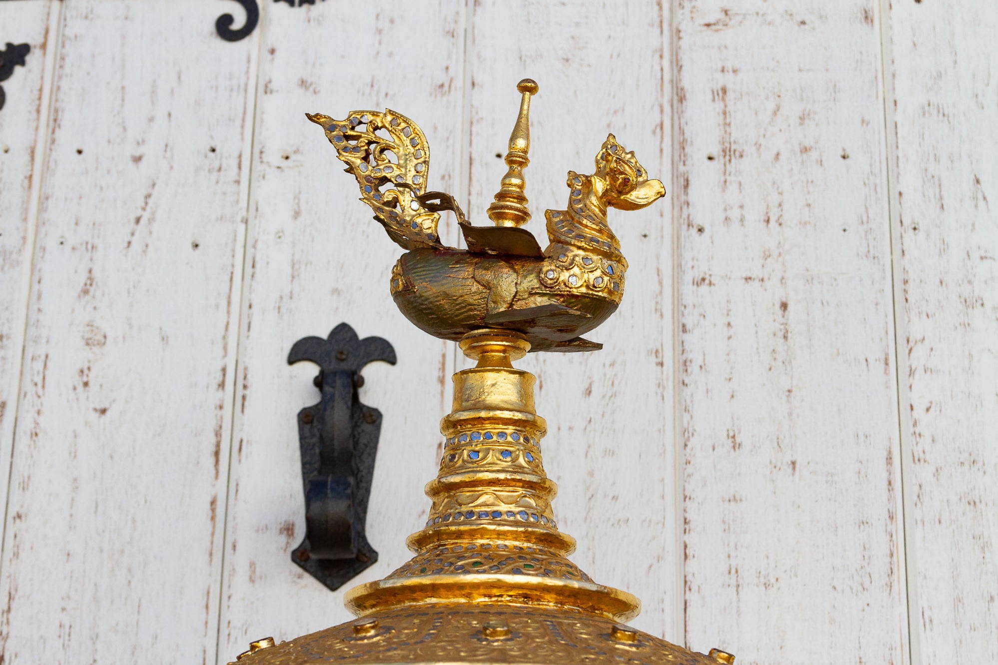 Tall Burmese Gilded Vessel– DE-COR | Globally Inspired