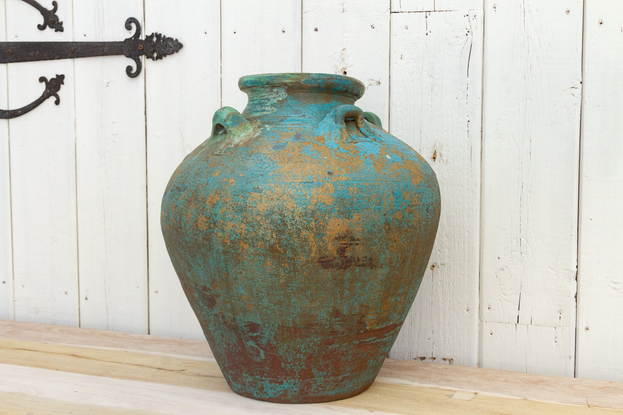 Aged Blue Indo-Chinese Martaban Pot– DE-COR | Globally Inspired